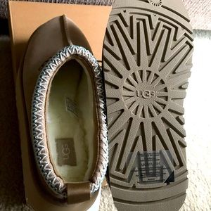 UGG | Shoes | Authentic New Ugg Tazz Platform Tasman Clogs Womens 8 ...